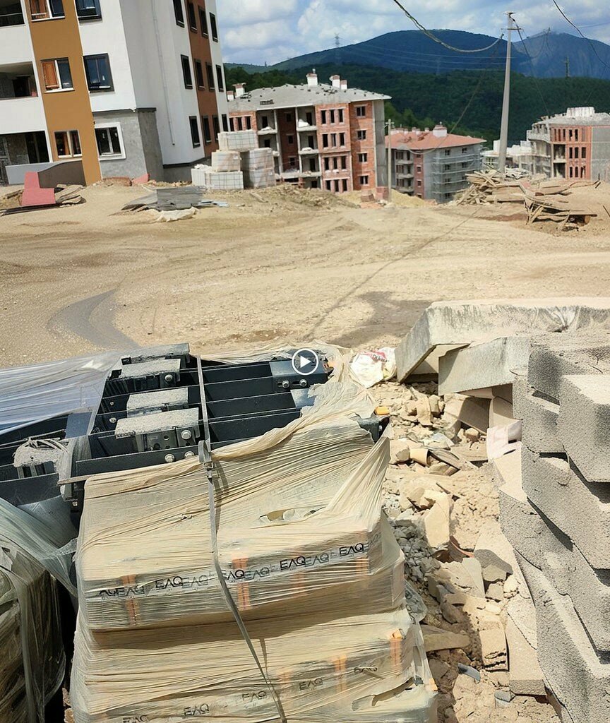 Pazarlar ve çarşılar İzmit Belediyesi Kabaoğlu Köylü Pazarı, İzmit, foto