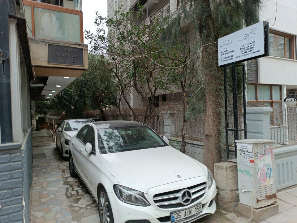 Manikür-pedikür Aleynails Tırnak Stüdyosu, İzmir, foto