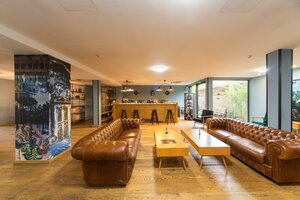 Urban Park Hotels (73a David Agmashenebeli Avenue, Tbilisi, 0102, Tbilisi), otel  Tiflis'ten