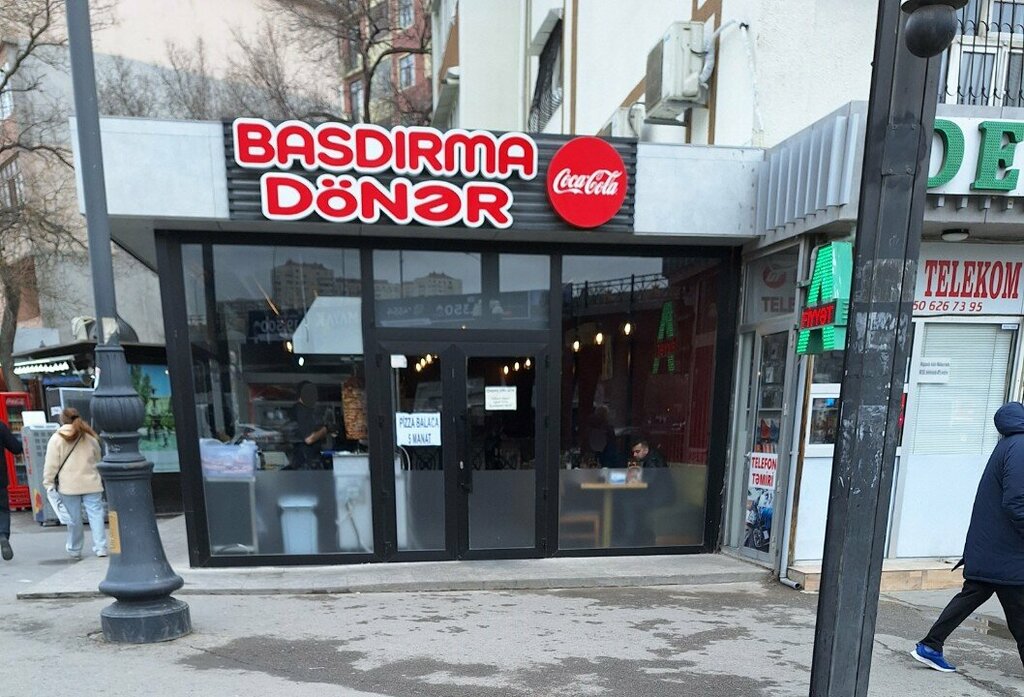 Fast food Basdırma dönər, Bakü, foto