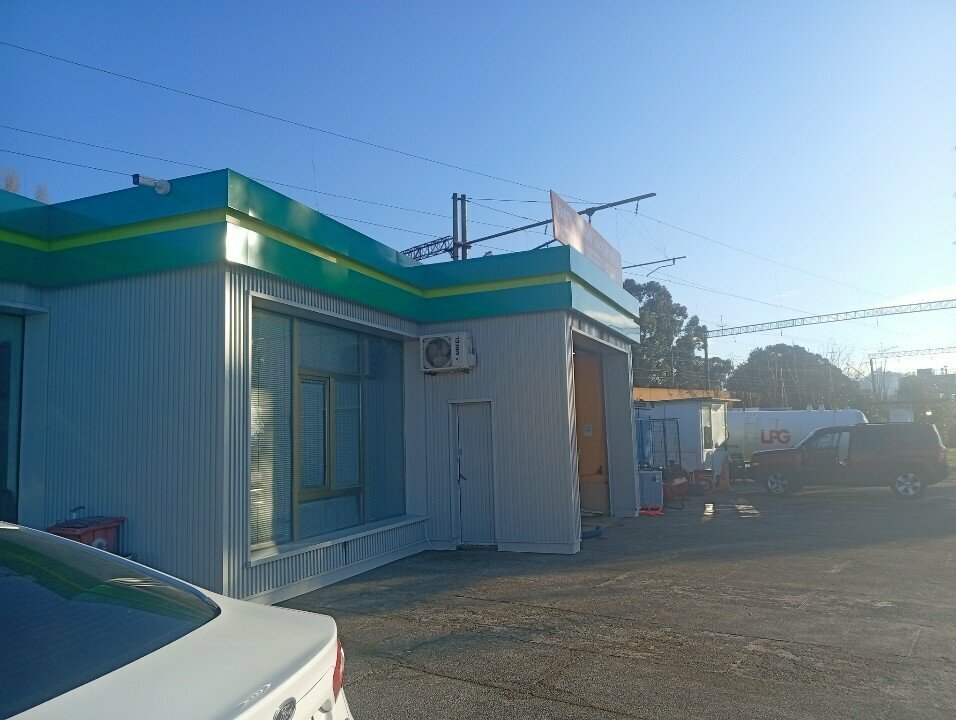 Otomobil servisi Auto repair shop, Batum, foto