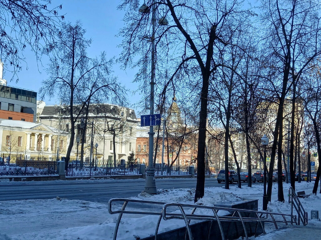Koruma altına alınmış yapı Дом настоятеля Кафедрального собора, 1897 год, Yekaterinburg, foto