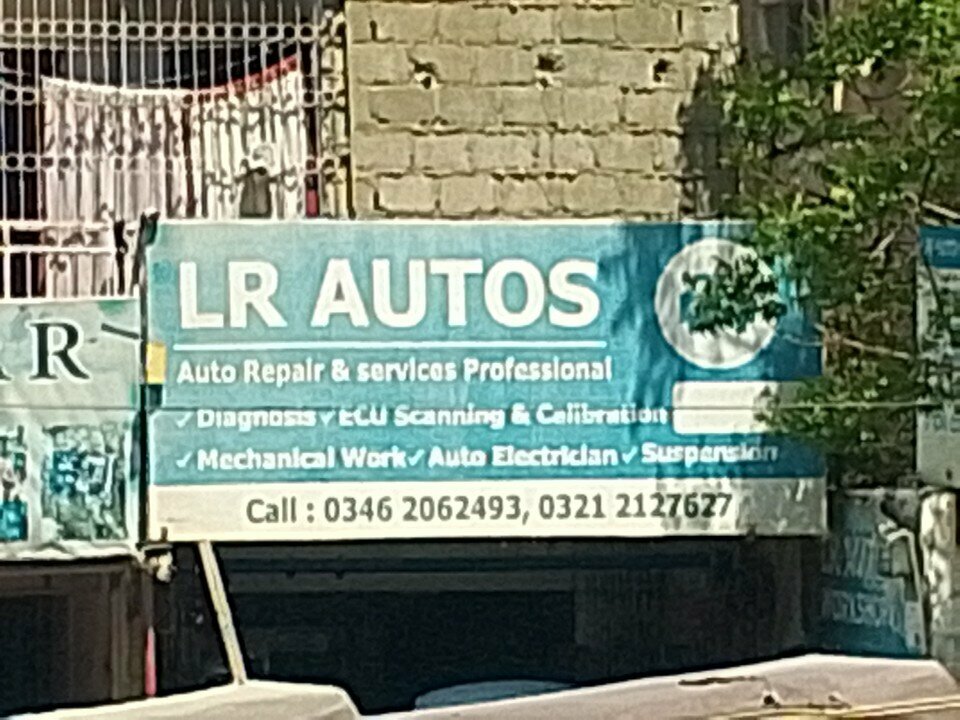Otomobil yedek parçaları Lr Autos, Karaçi, foto