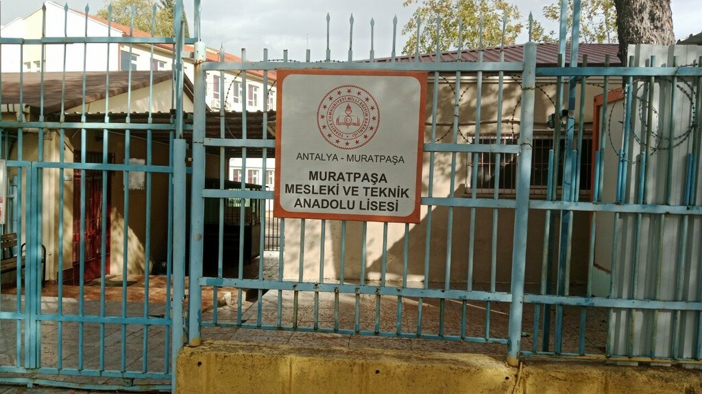 Ortaokul Muratpaşa Mesleki ve Teknik Anadolu Lisesi, Antalya, foto