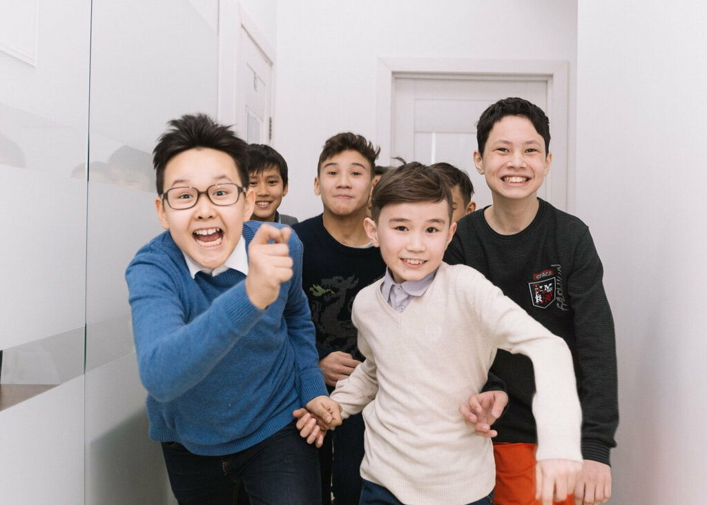 Özel ders hizmetleri Tesla Education, Almatı, foto