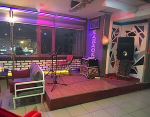 Cafe Karaoke (Şerefiye Mah., Cumhuriyet Cad., No:5, İpekyolu, Van), kafe  Van'dan