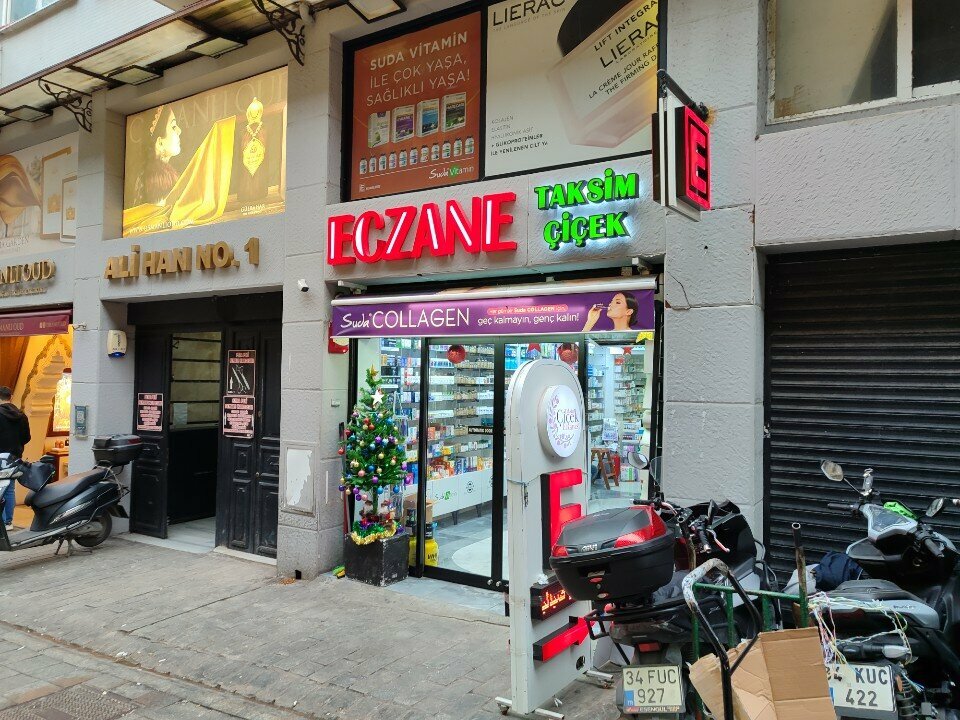 Eczaneler Taksim Çiçek Eczanesi, İstanbul, foto