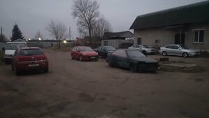BS_servis (Minskaja region, Chervien), otomobil servisi  Çerven'den