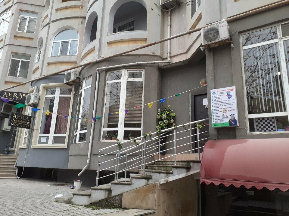 Eğitim merkezleri Intellect, Bakü, foto