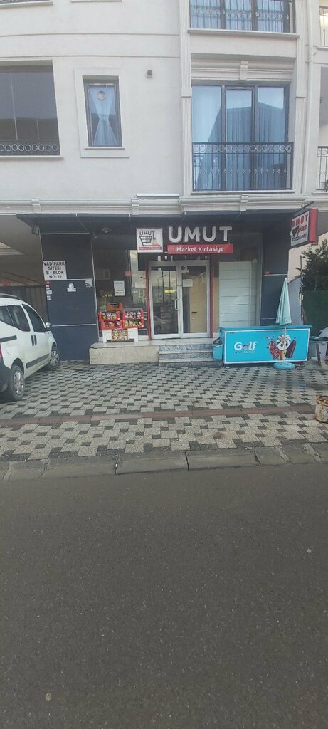 Market Umut Market, İstanbul, foto