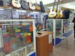 Музыкальный магазин (Chui avenue No:155), enstrüman mağazaları  Bişkek'ten