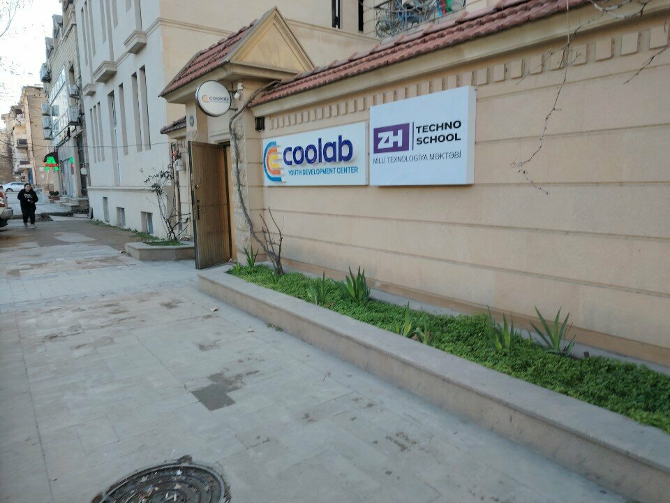 i̇ş merkezi Coolab, Bakü, foto