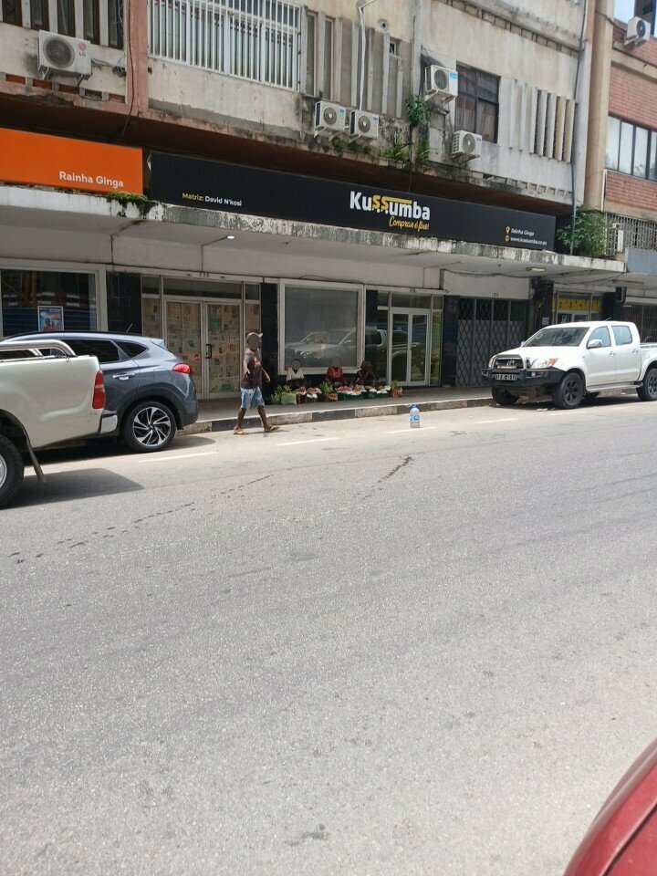Sigorta şirketleri Kussumba Marketplace, Loanda, foto