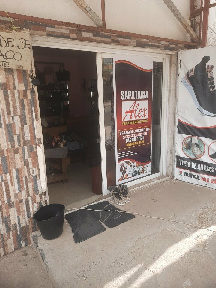 Ayakkabı mağazaları Sapataria Alex, Loanda, foto