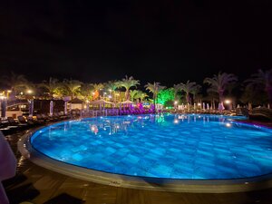 Long Beach Main Restaurant (Antalya, Alanya, Türkler Mah., Akdeniz Blv., 26), restoran  Alanya'dan