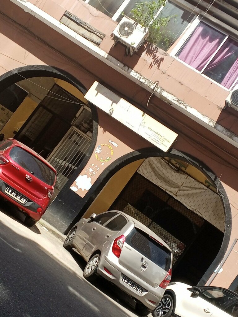 Çamaşırhaneler Lavandaria, Loanda, foto