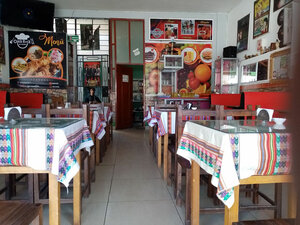 Oasis Restaurant (Departamento de Junín, Provincia de Huancayo, Huancayo), restoran  Huancayo'dan