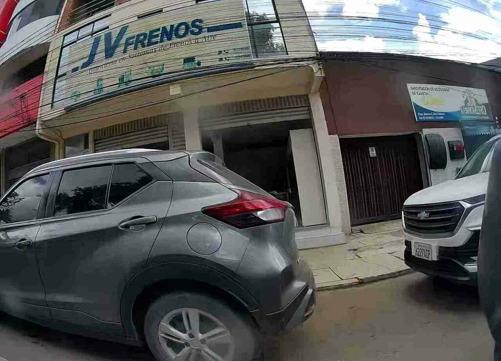 Motosiklet yedek parçaları Jv Brakes, Cochabamba, foto