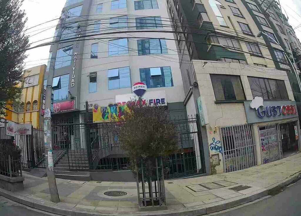 Kutlama sunucuları Party Zone, La Paz, foto