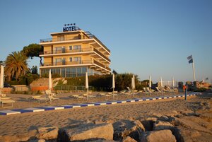 Grand Hotel LApprodo (Lazio, Latina, Terracina), otel  Terracina'dan
