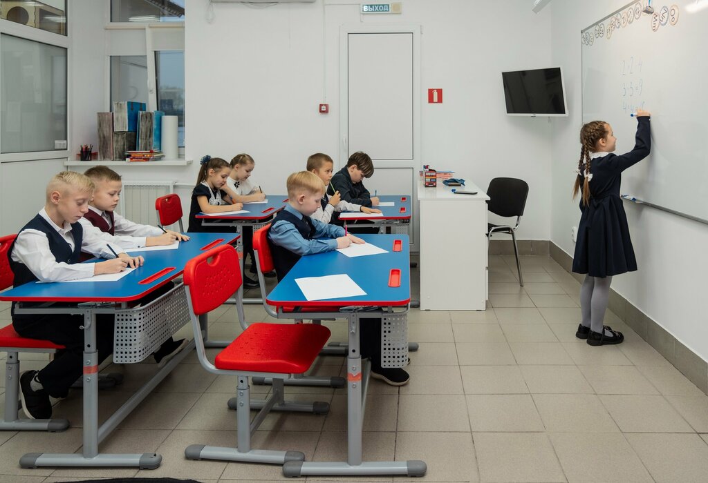 Yabancı dil kursları Образовательный центр Натальи Масловой, Velsk, foto