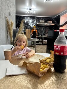 SushiRina (Aqmola oblysy, Erkinshilik qalalyq ákimdigi, City of Ereymentau), fast food  Yereymentav'dan