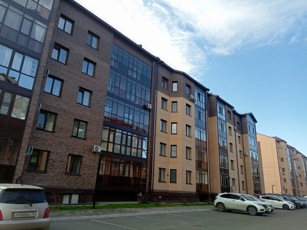 Konut blokları Авиатор, Abakan, foto