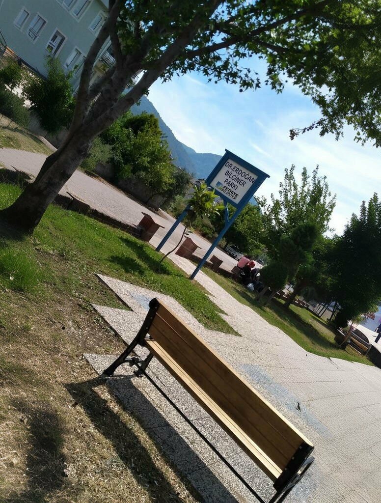 Afet ve acil durum toplanma alanı Toplanma Alanı - Dr. Erdoğan Bilner Parkı, Fethiye, foto
