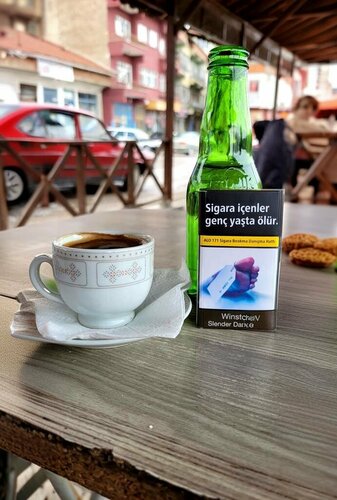 Kahve dükkanları Meshur Tostcu Artun Cafe, Tavşanlı, foto