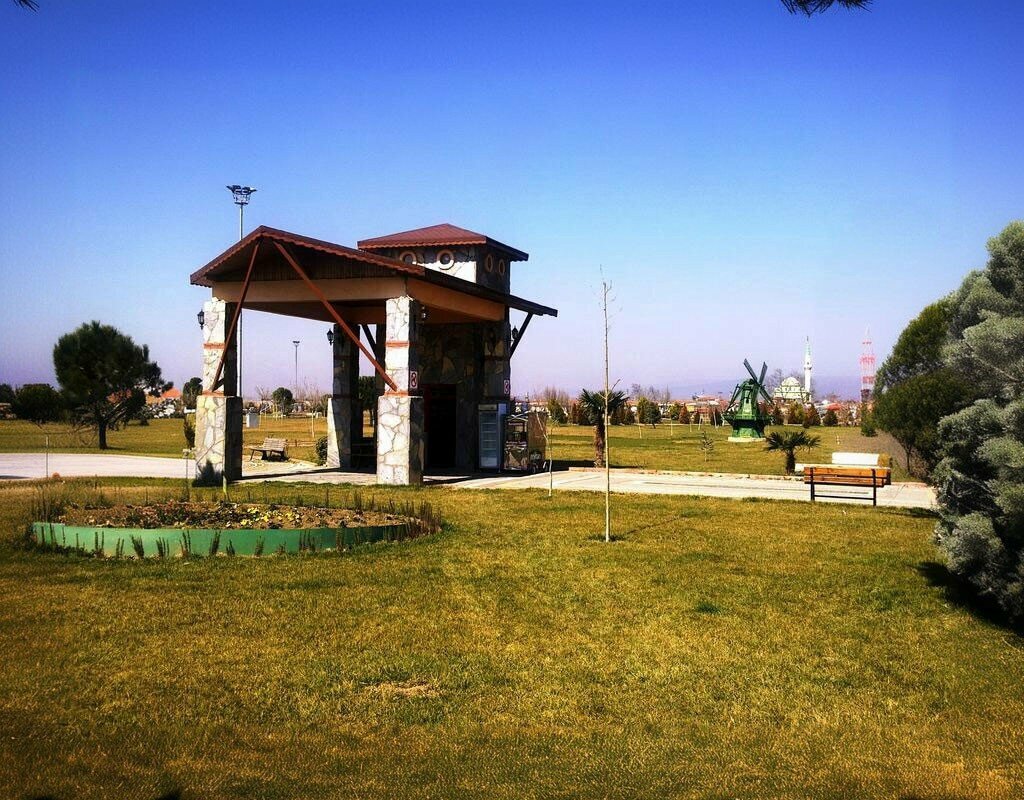 Kültür ve eğlence parkları Atatürk Kültür Parkı, Karacabey, foto