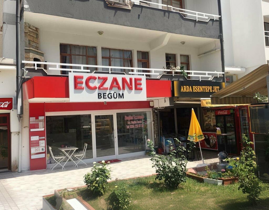 Eczaneler Begüm Eczanesi, Edirne, foto