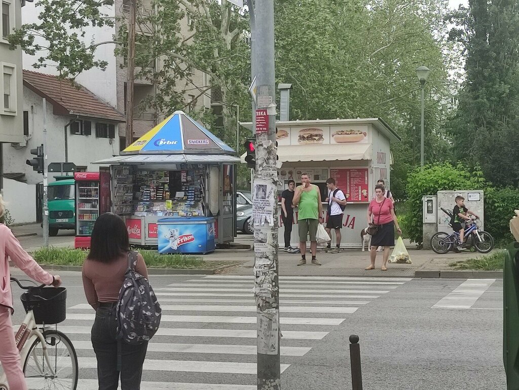 Gazete bayi Moj Kiosk, Novi Sad, foto