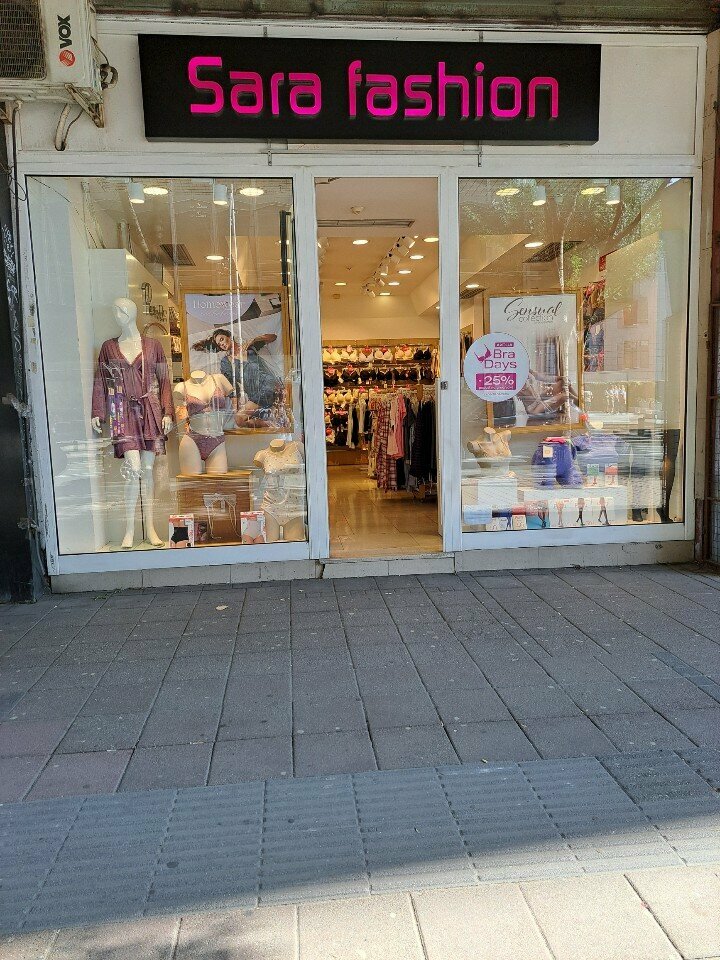 i̇ç giyim ve mayo mağazası Sara Fashion, Belgrad, foto
