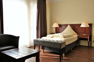 Apart Hotel Scheuer (North Rhine-Westphalia, Rhein-Erft-Kreis, Innungstraße, 27), otel  Kuzey Ren‑Vestfalya'dan
