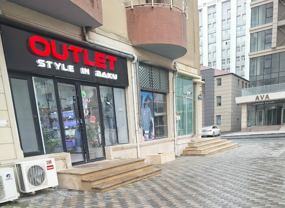Giyim mağazası Style In Baku Outlet, Bakü, foto