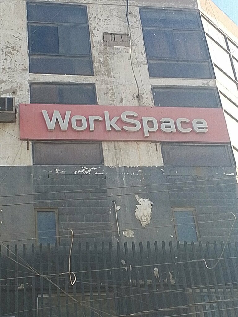 Dans okulları WorkSpace Gulshan, Karaçi, foto