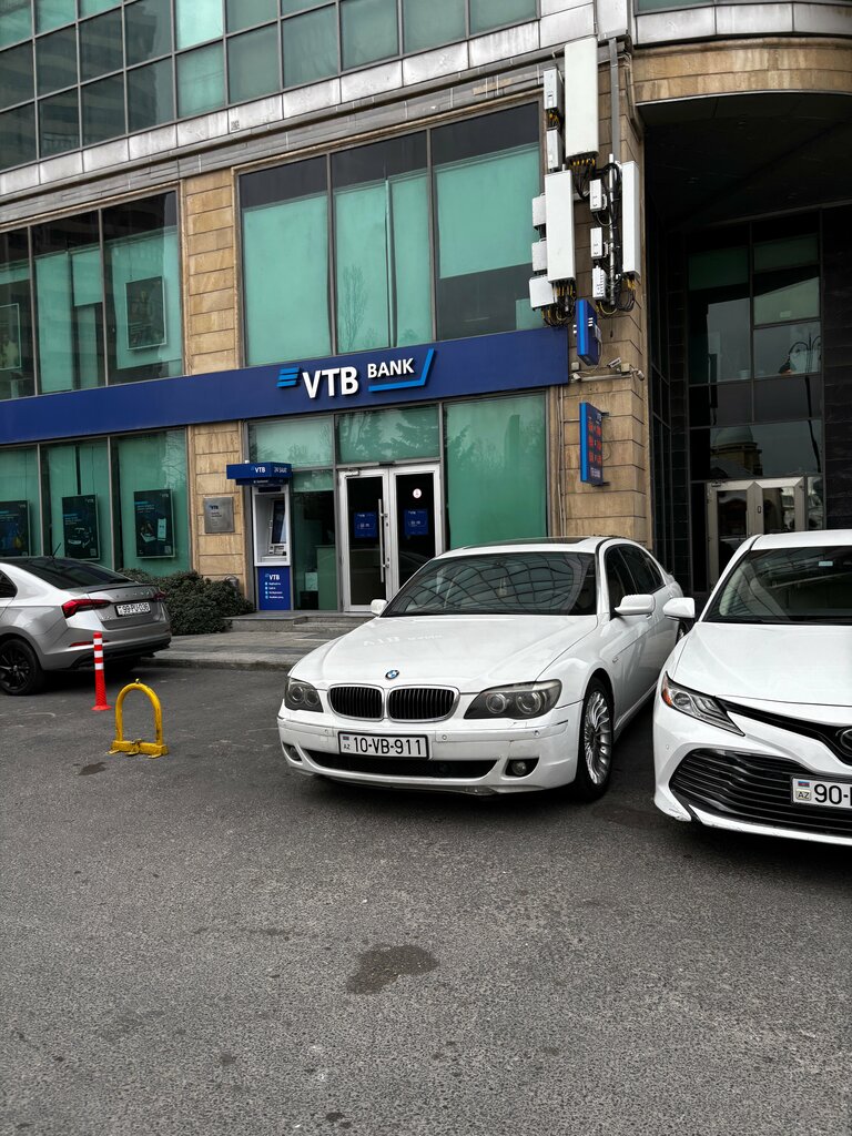 Banka Vtb Bank, Bakü, foto