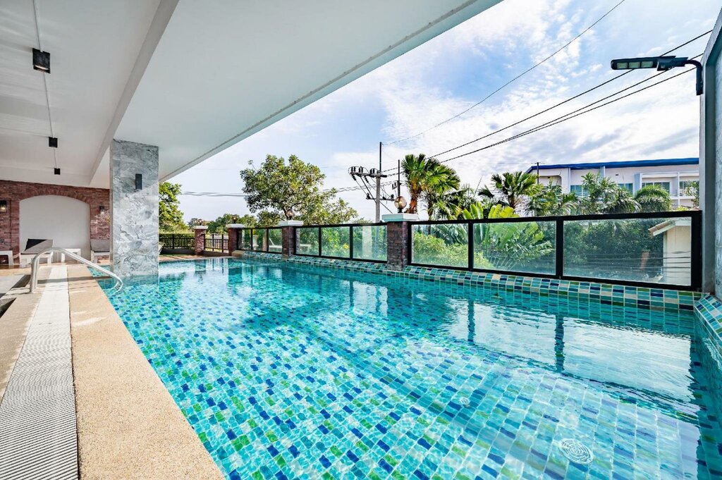 Otel The Corner Lodge, Pattaya, foto
