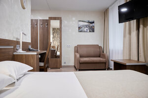 Sputnik (ulitsa Sverdlova No:31, Oktyabr'skiy district, Kirov), otel  Kirov'dan