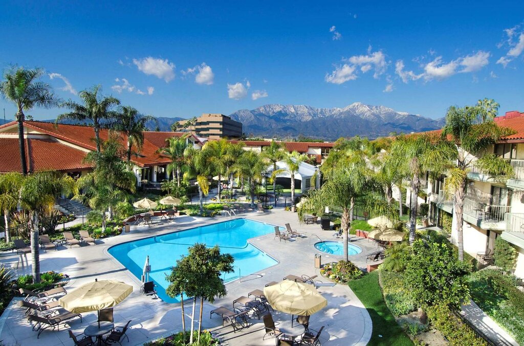 Otel DoubleTree by Hilton Ontario Airport, Ontario, foto