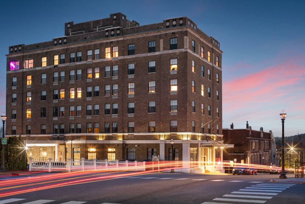 Otel Landmark Inn, Marquette, foto