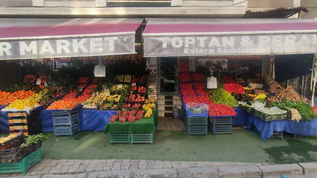 Market Geçer Market, İstanbul, foto