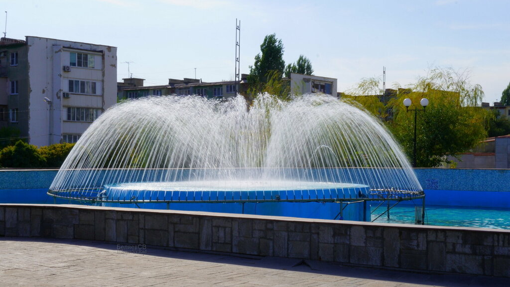 Çeşme Fountain, Astrahan, foto