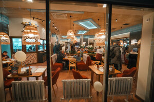 Starik Khinkalych (ulitsa imeni Geroya Georgiya Bocharnikova No:18/1, Krasnodar), kafe  Krasnodar'dan