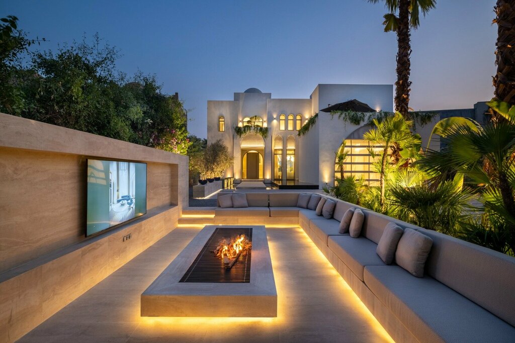 Emlak ofisi Confident Star Real Estate, Dubai, foto