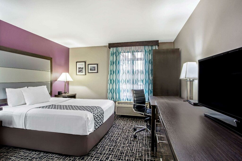 Otel La Quinta Inn by Wyndham Radford, Virginia, foto