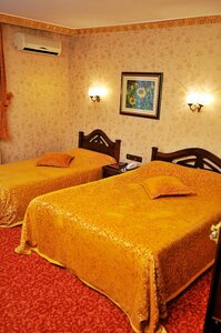 Grand Hotel de Londres (İstanbul, Beyoğlu, Asmalı Mescit Mah., Meşrutiyet Cad., 53), otel  İstanbul'dan