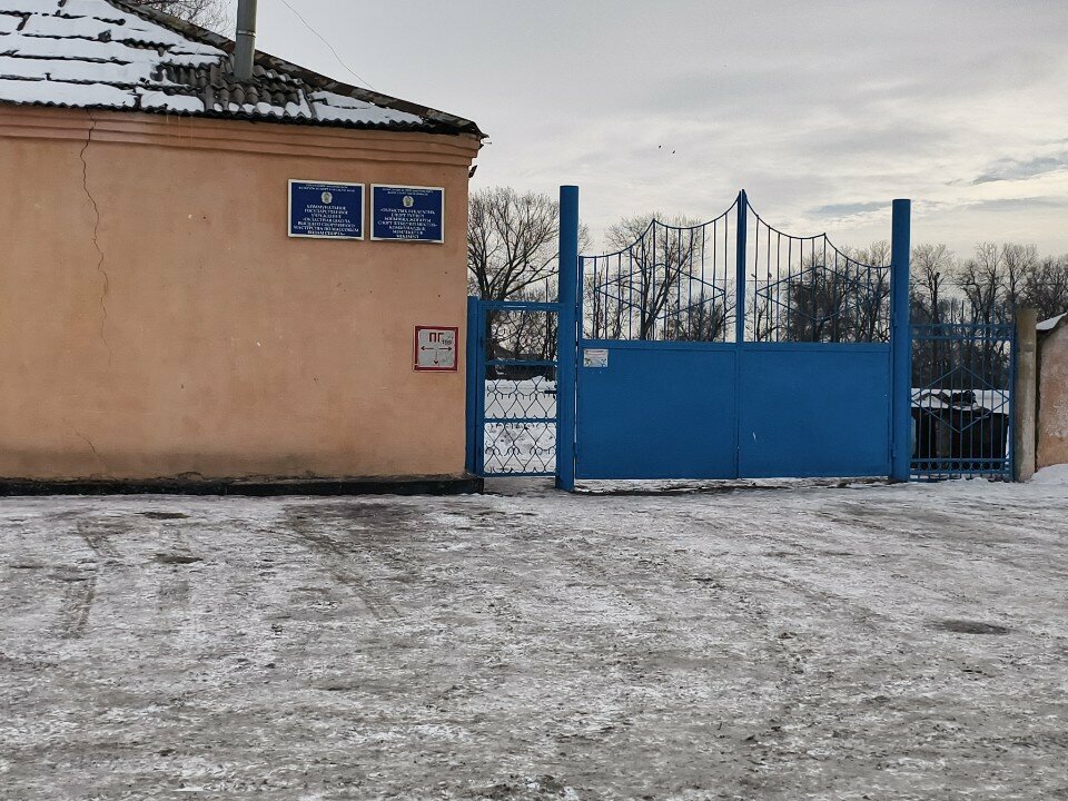 Stadyum Lokomotiv Stadium, Semey, foto