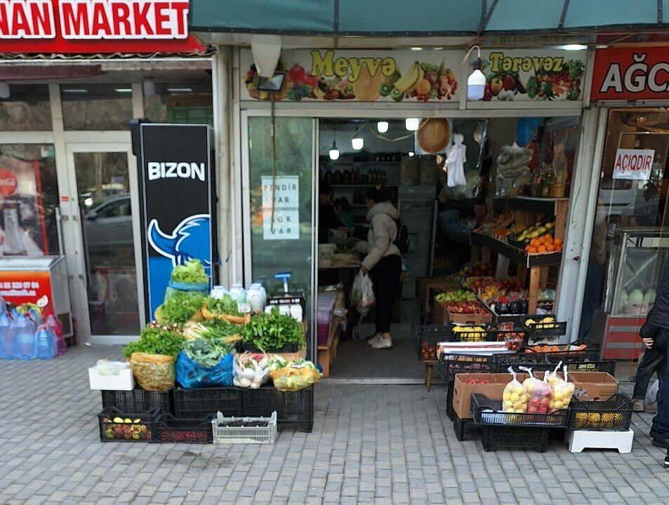 Manavlar Meyvə Və Tərəvəz, Bakü, foto