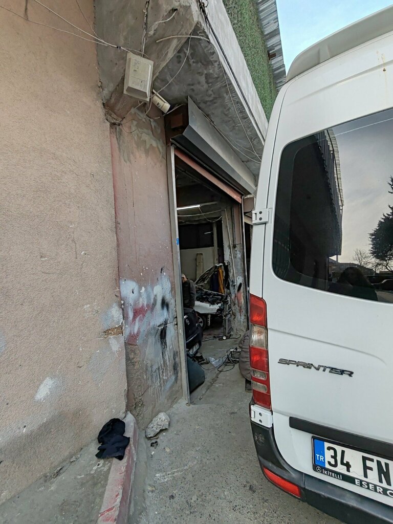 Oto kaporta Doğan, İstanbul, foto